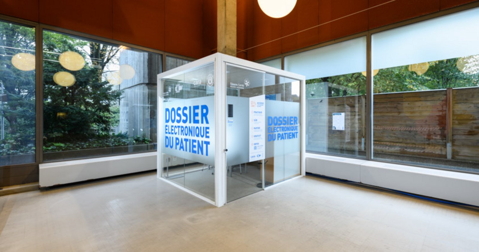 Le CHUV propose un guichet gratuit pour ouvrir un dossier électronique ...